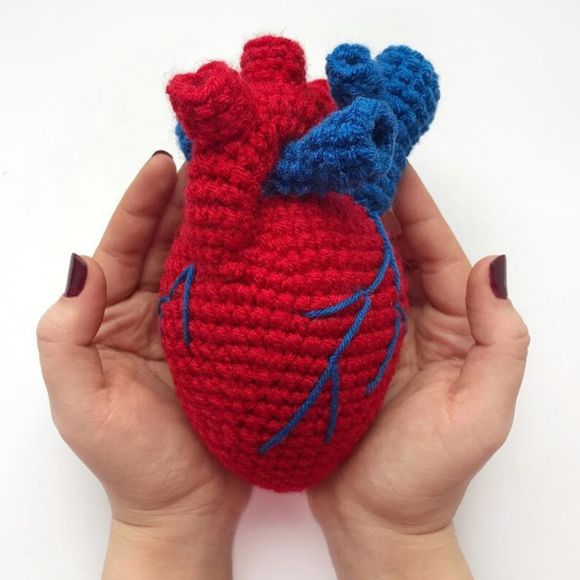 Receita de Amigurumi em pdf – Coração em Crochê - Central do Amigurumi